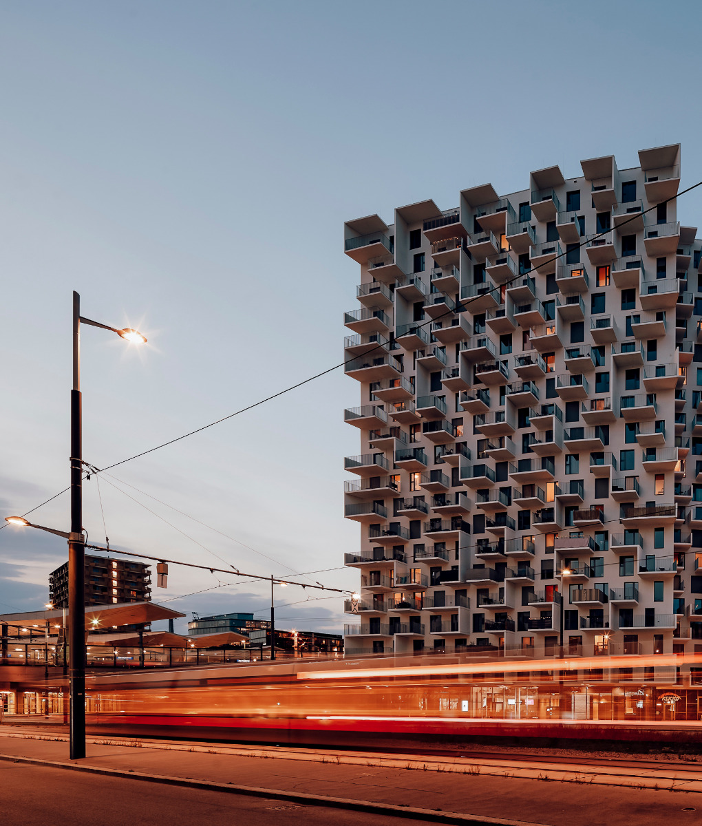 The Metropolitan Residential Building by Delugan Meissl in Vienna