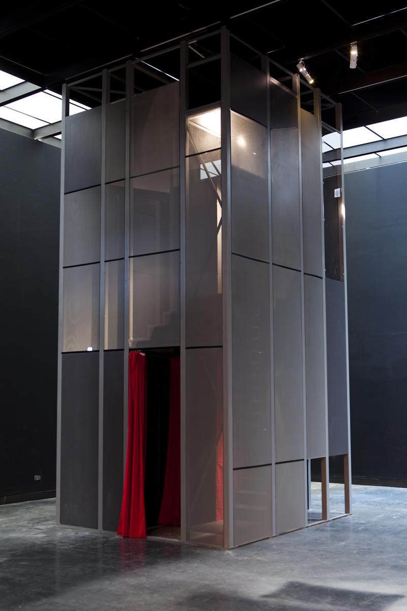 Biohybrid construction: Robot swarms create plant architecture