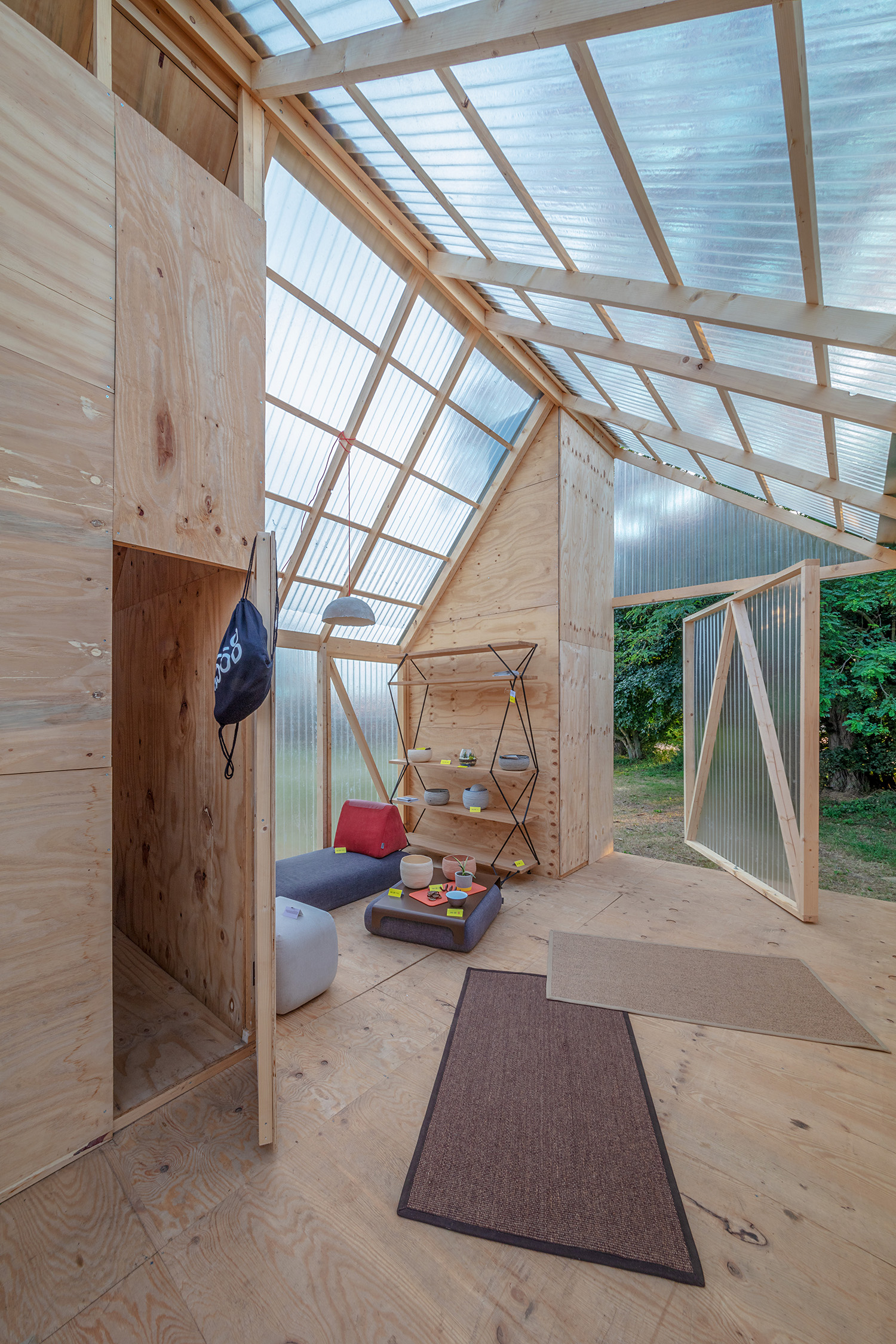 Passive House in Mini-Format: Modular Building by IR arquitectura