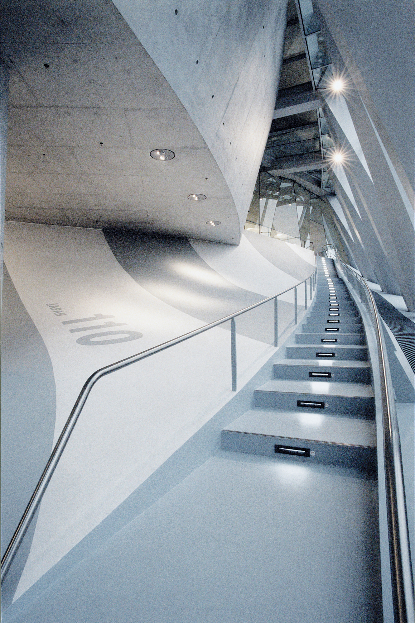 Constructive Diagonals: Ramps in Architecture