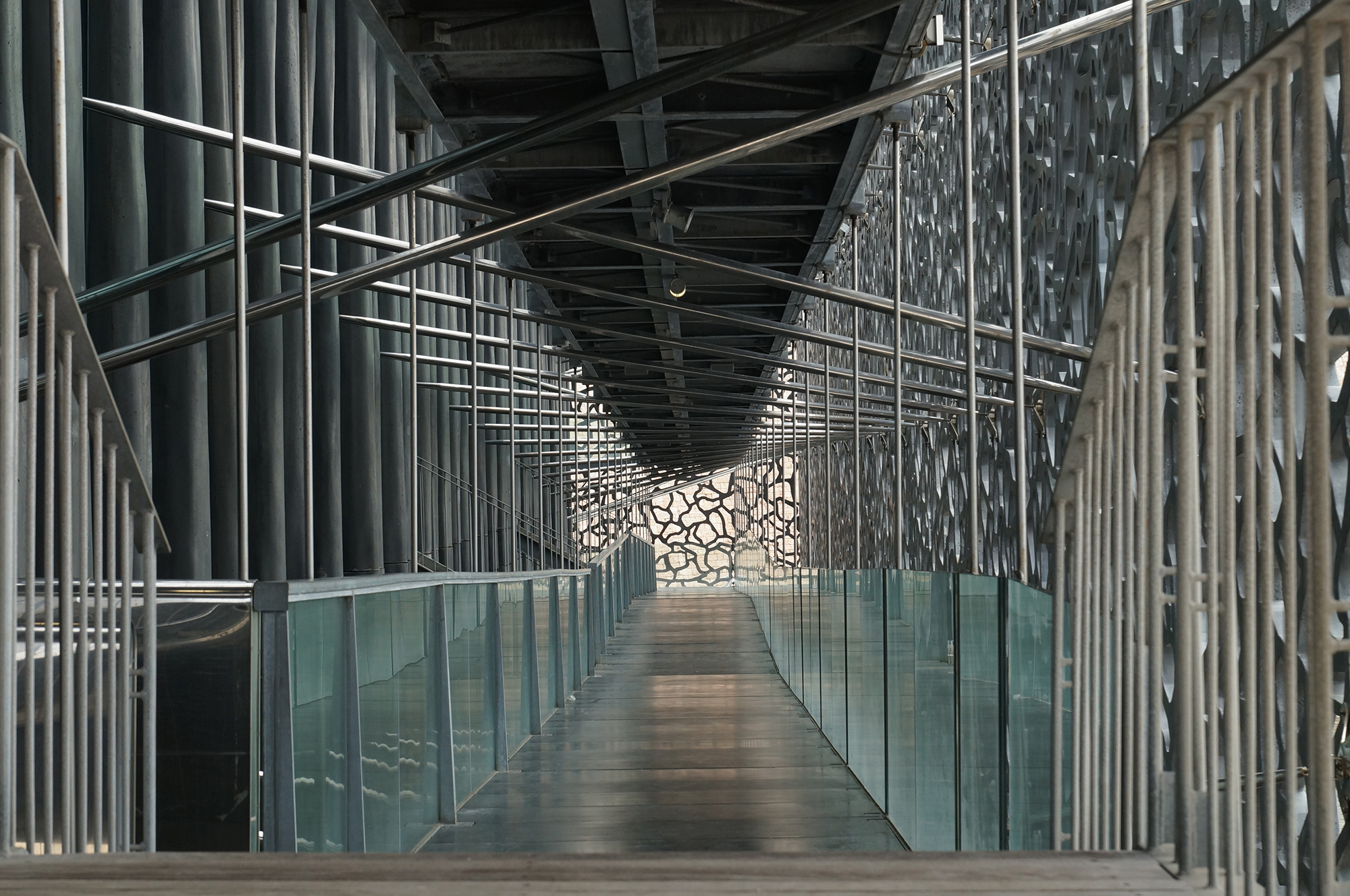 Constructive Diagonals: Ramps in Architecture