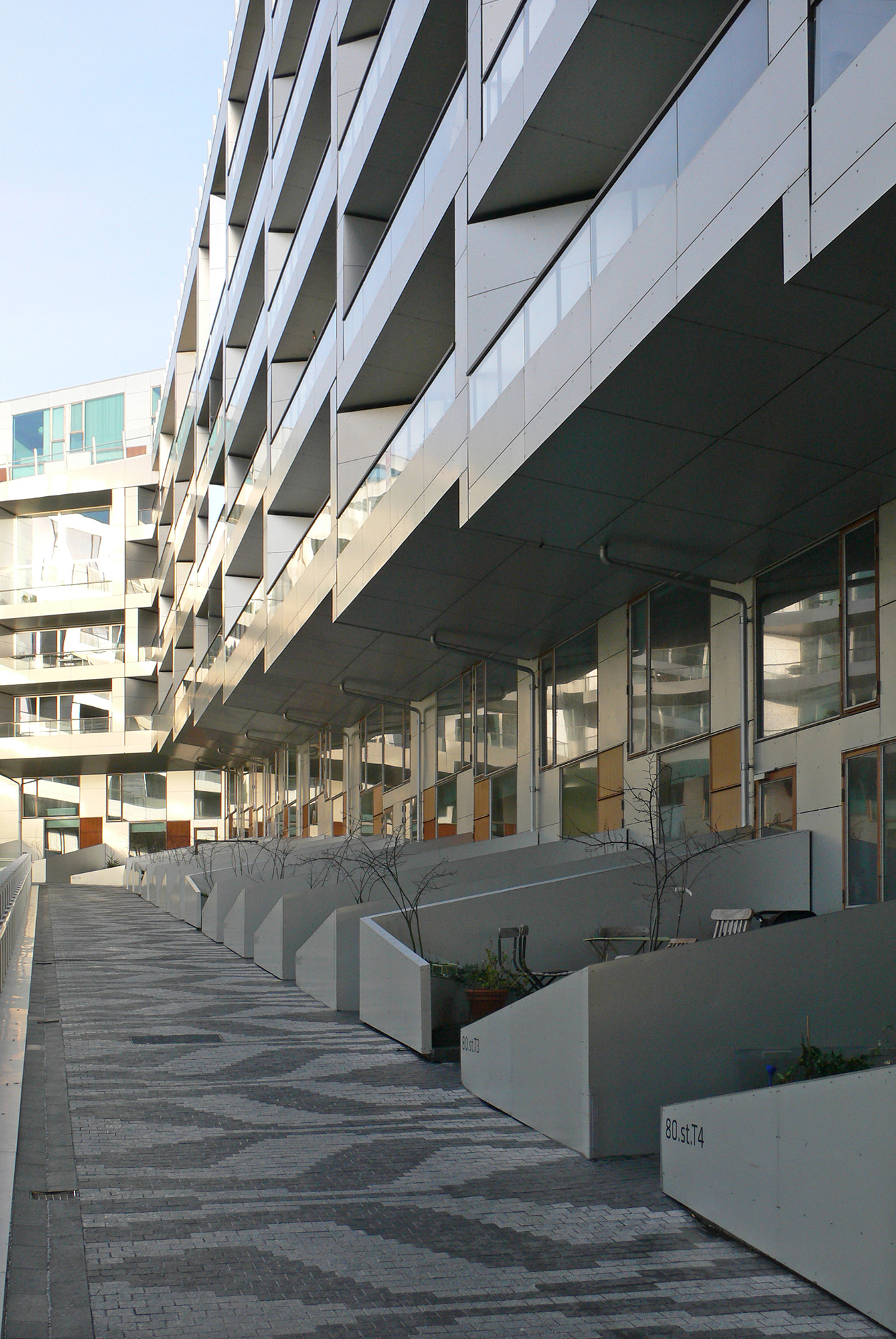 Constructive Diagonals: Ramps in Architecture