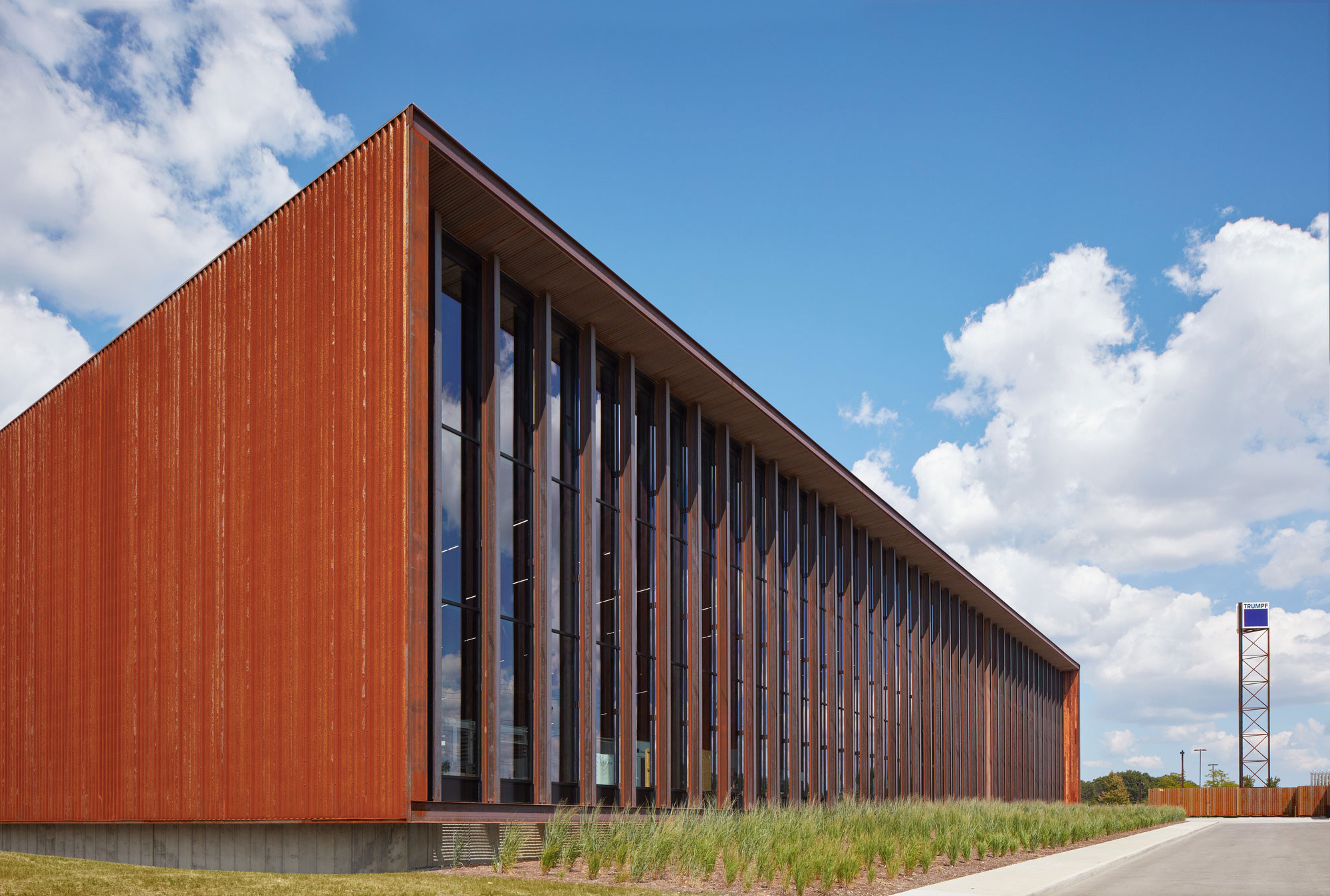 Gebauter Kompetenznachweis: Trumpf Smart Factory bei Chicago