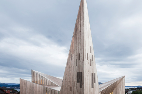 Angled and canted: Knarvik Community Church