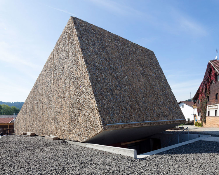 A Supporting Structure of Lightweight Concrete: Concert Hall in Blaibach